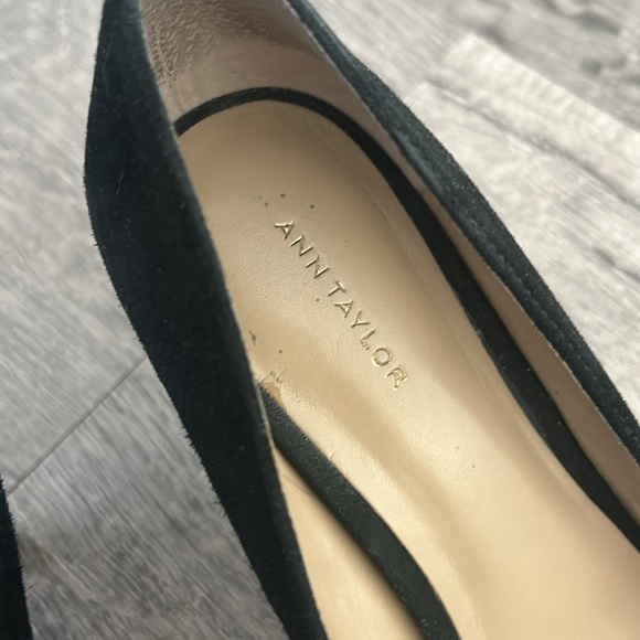 Ann Taylor | Shoes | Ann Taylor Black Suede Heels Classic Pointedtoe ...